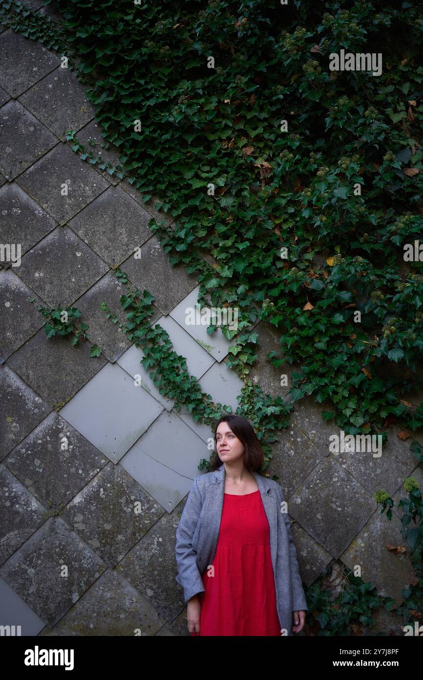 Muslin dress hi-res stock photography and images - Alamy