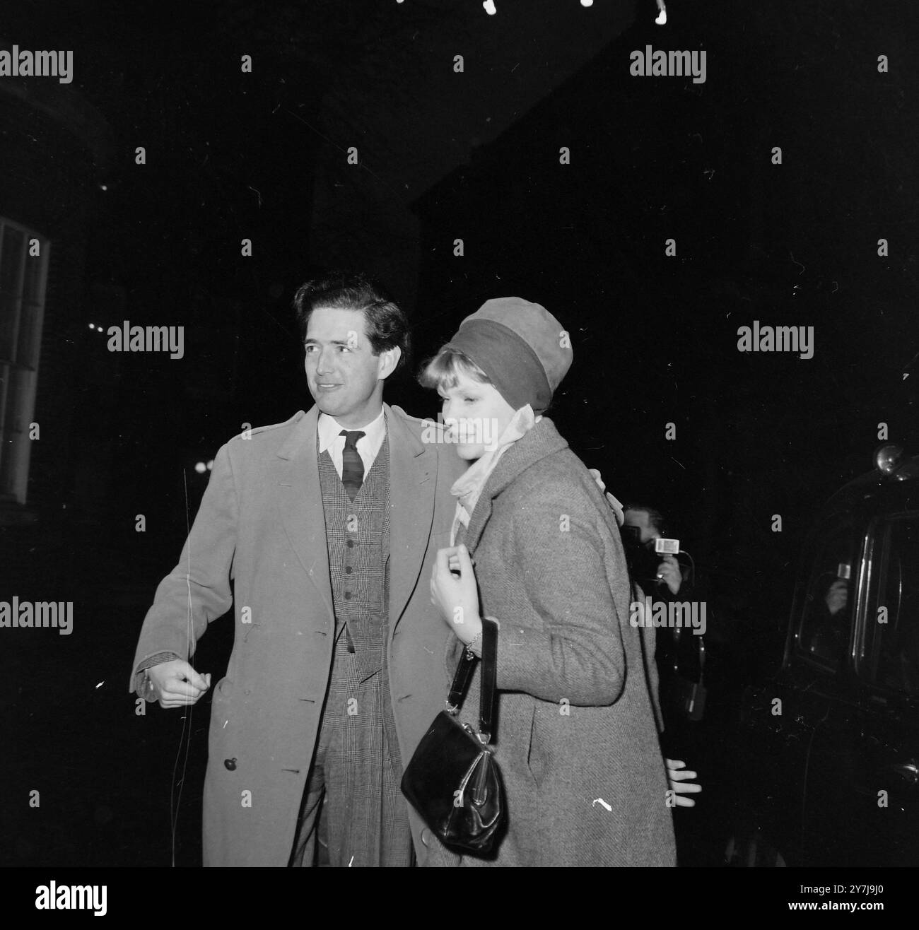 MERIEL DOUGLAS HOME WITH FIANCE ADRIAN DARBY IN LONDON - PREMIERS ...
