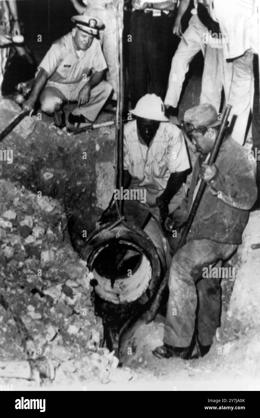 ADMIRAL JOHN D BUCKLEY US NAVY AT GUANTANAMO BAY NAVAL BASE, CUBA ...