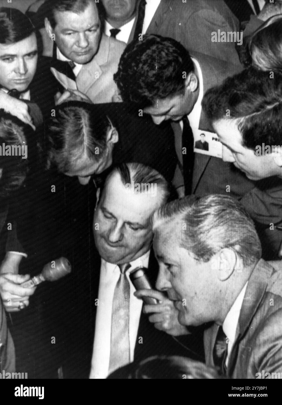 MELVIN BELLI AT TRIAL OF JACK RUBY IN DALLAS, TEXAS ; 10 FEBRUARY 1964 ...
