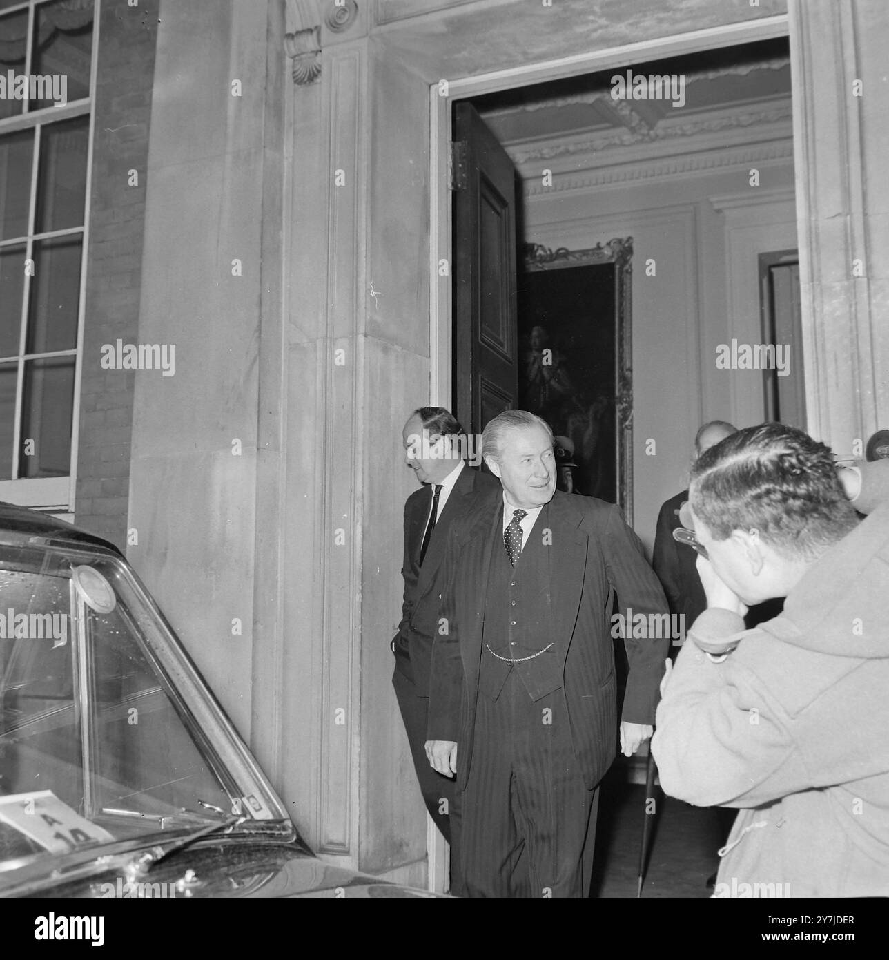 DUNCAN SANDYS LEAVES MARLBOROUGH HOUSE IN LONDON / ; 31 JANUARY 1964 ...
