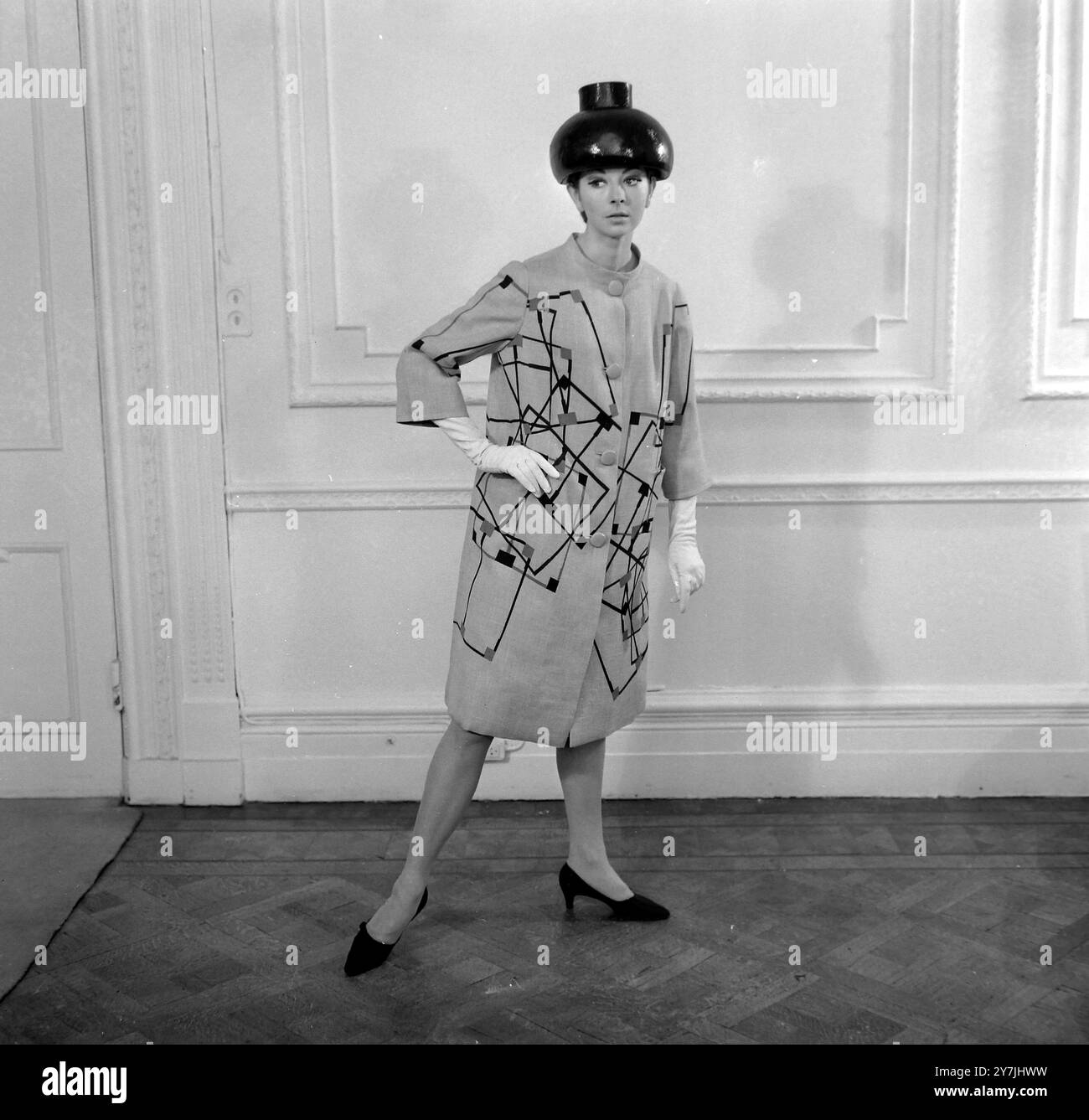 FASHION COLLECTION BY JOHN CAVANAGH LINEN COAT ; 23 JANUARY 1964 Stock ...
