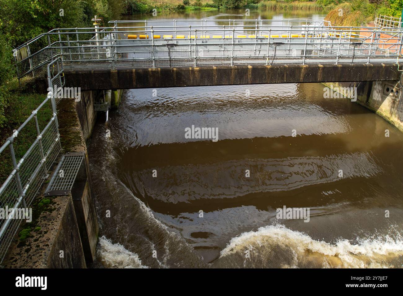 Dorney Reach, UK. 30th September, 2024. Water thundering through a weir ...