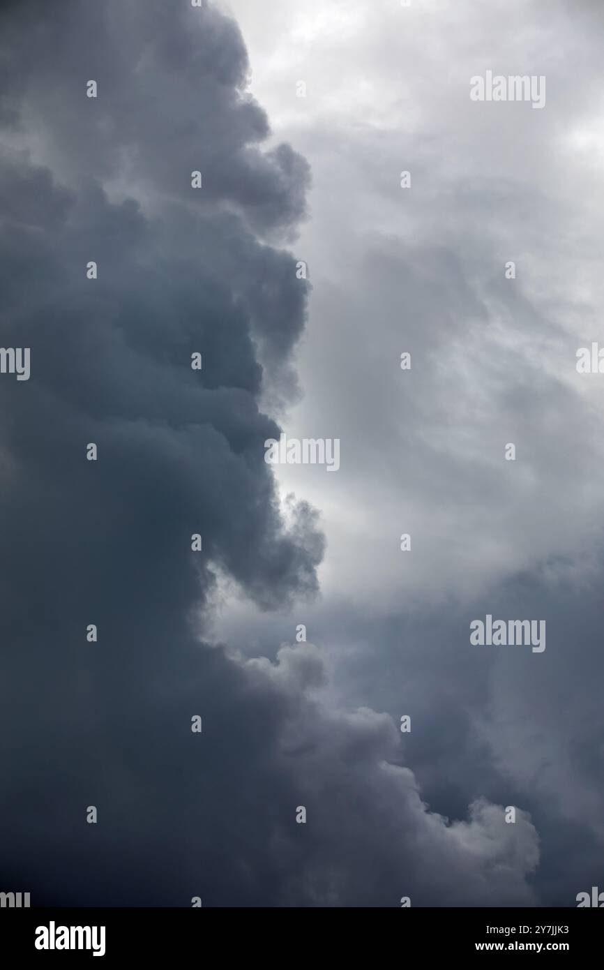 Backlit sun atmosphere hi-res stock photography and images - Alamy