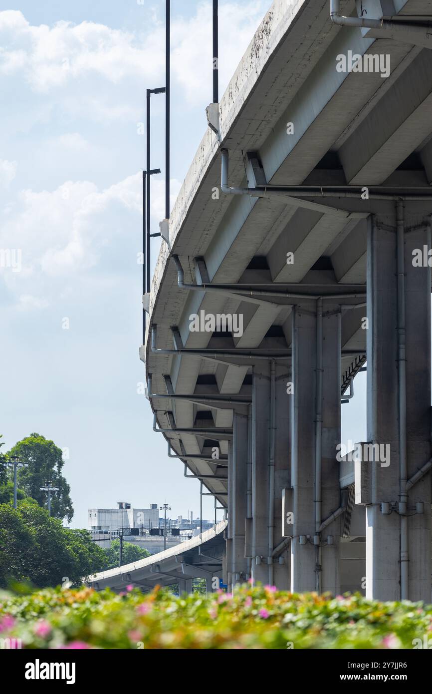 Modern overpass in Guangzhou China Stock Photo - Alamy
