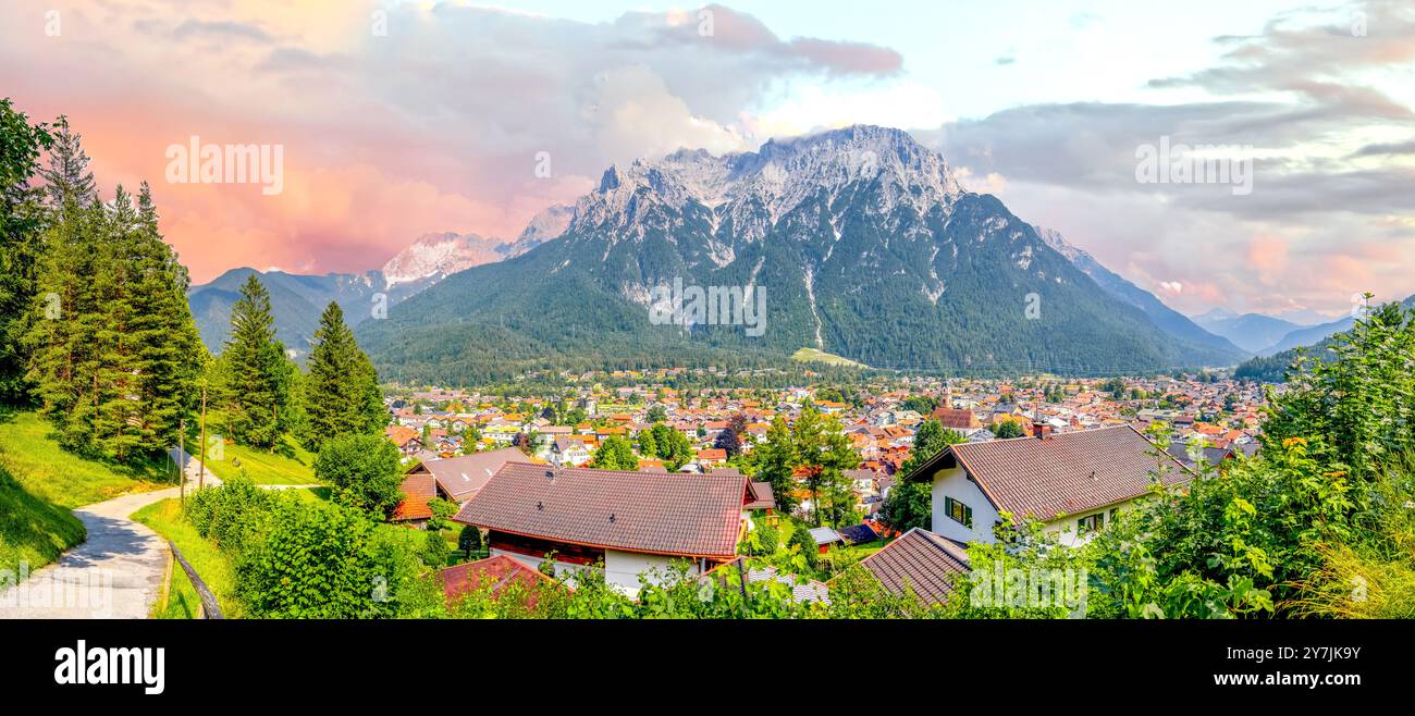 Old city of Mittenwald, Germany Stock Photo - Alamy