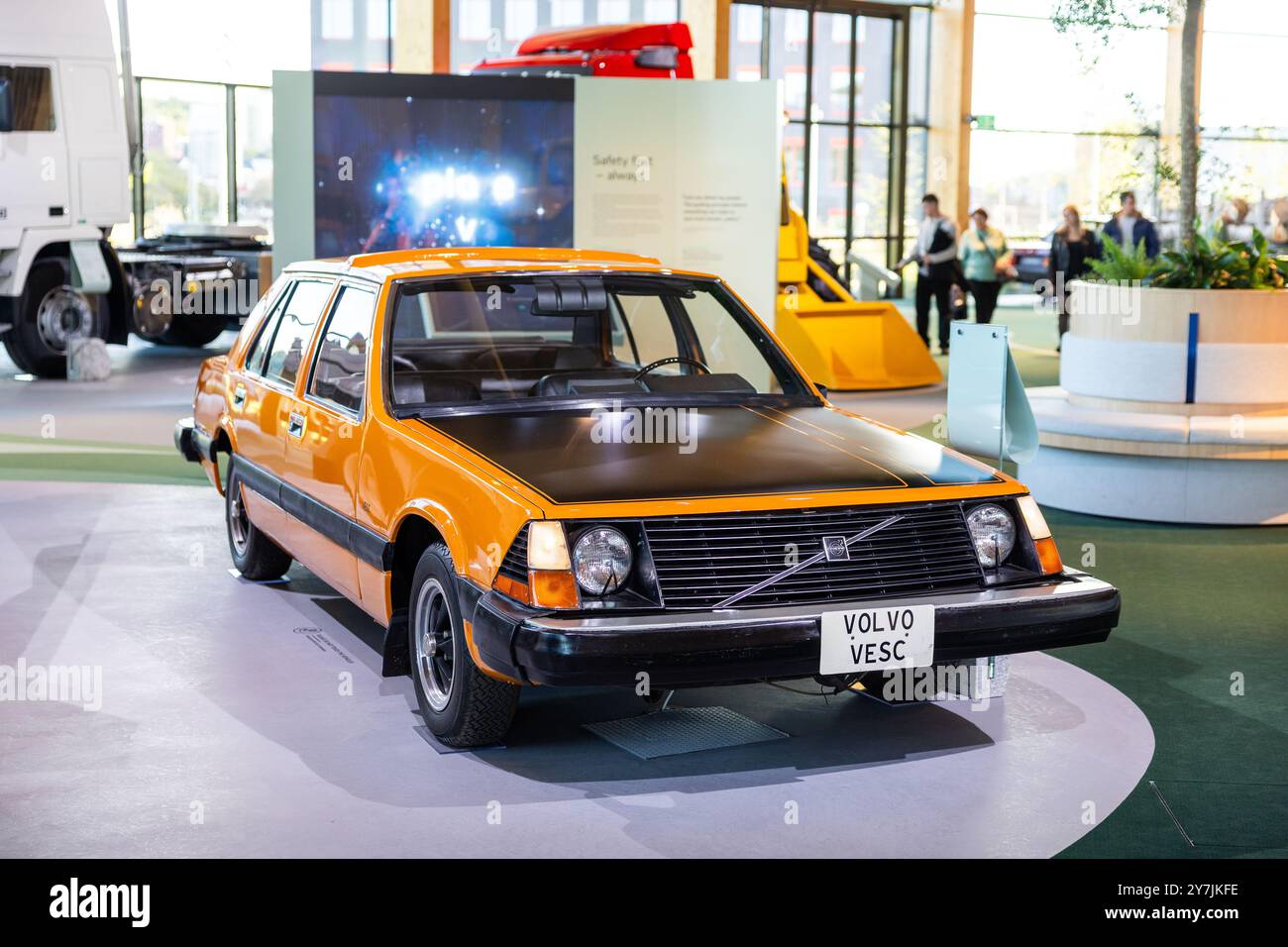 Volvo vesc hi-res stock photography and images - Alamy