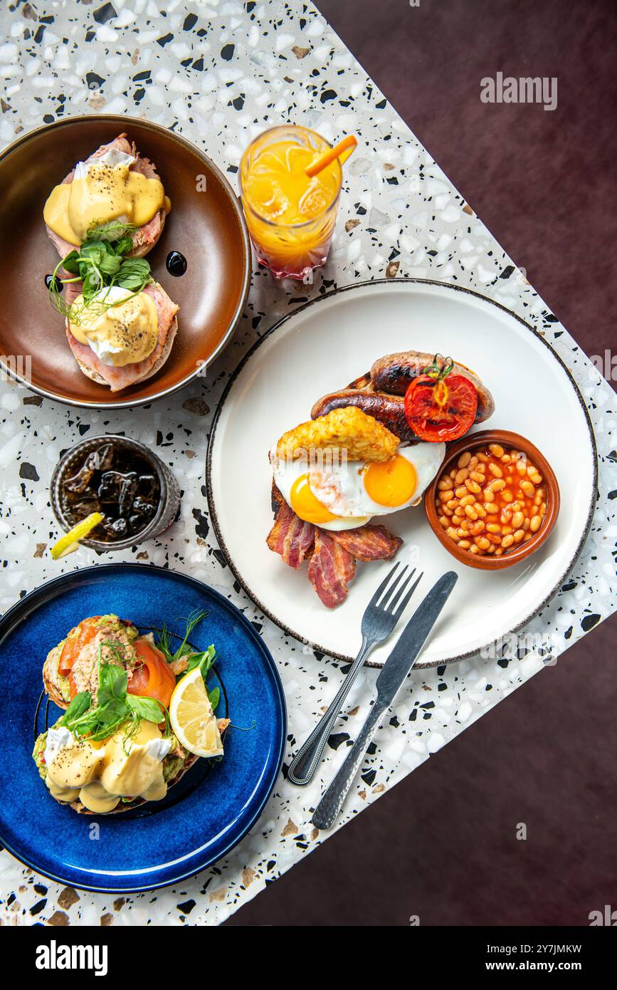 English Breakfast. Full English breakfast brunch Stock Photo - Alamy