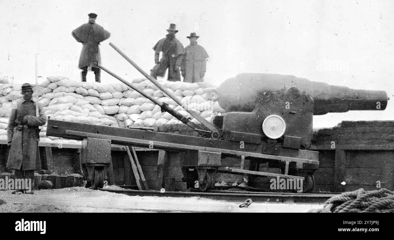 AMERICAN CIVIL WAR Confederate artillery unit with an English ...