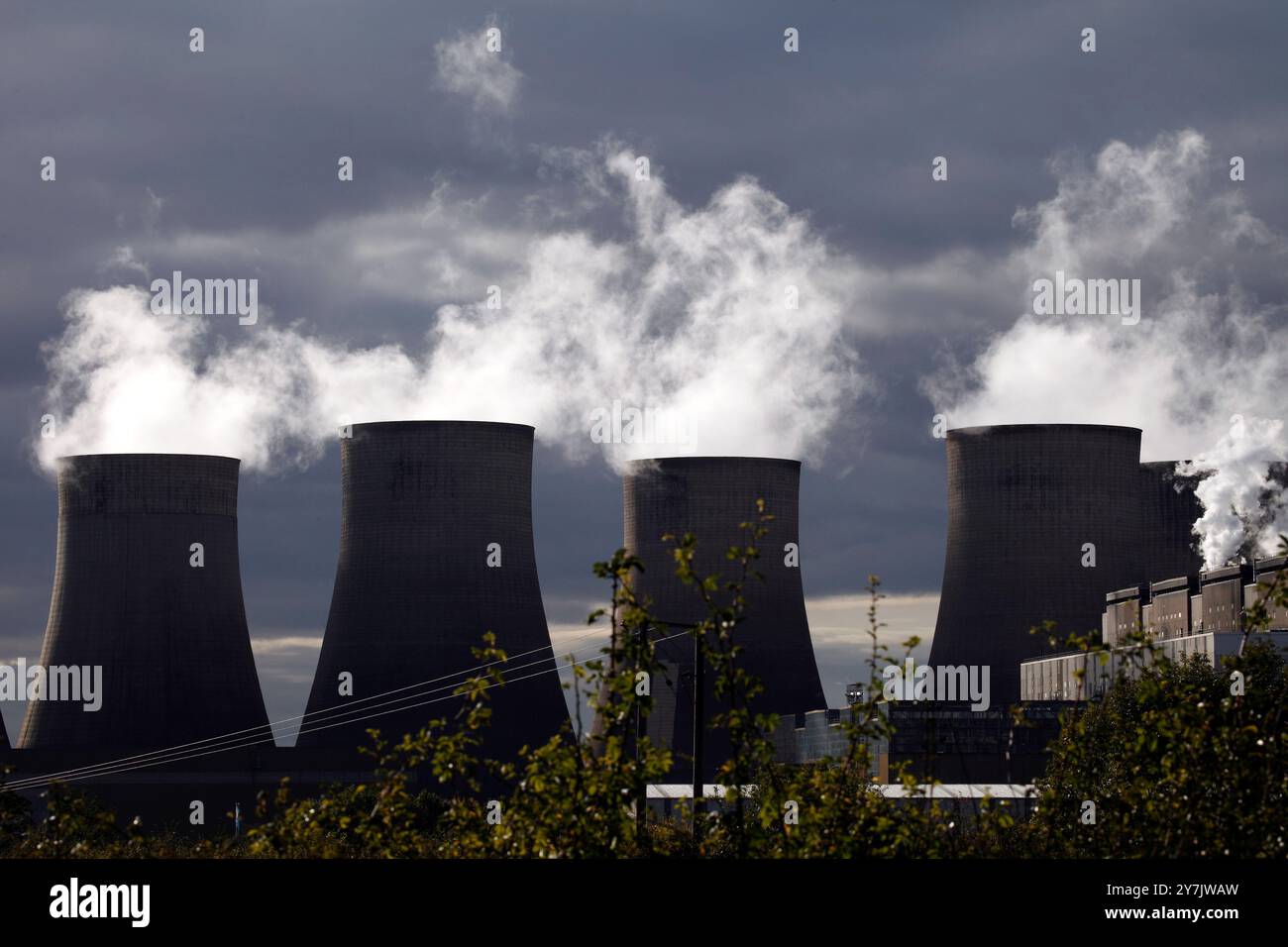 Ratcliffe-on-Soar coal-fired power station closes with it last shift on ... Ratcliffe-on-Soar coal-fired power station closes with it last shift on ...