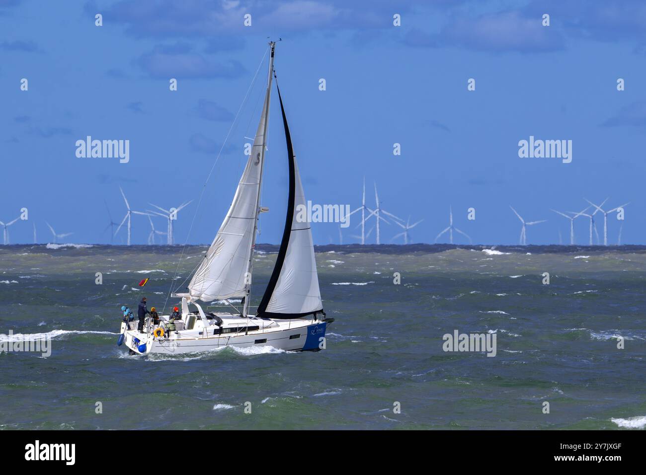 Stormy sea sailing vessels hi-res stock photography and images - Alamy