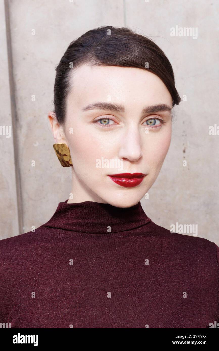 Mary Leest arrives for the Elie Saab Spring/Summer 2025 collection ...