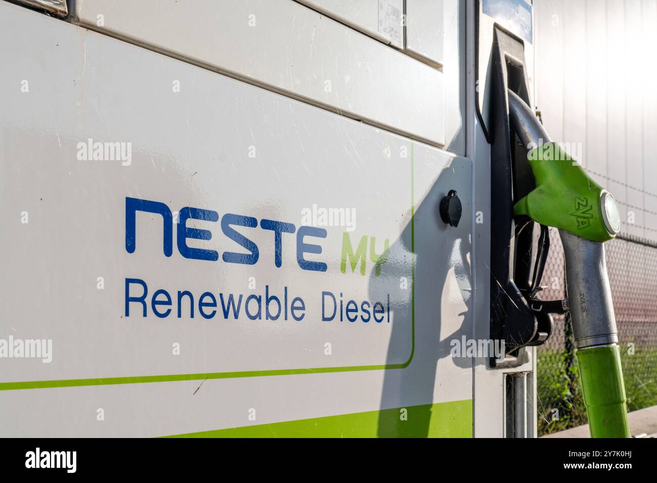 Neste gas station hi-res stock photography and images - Alamy