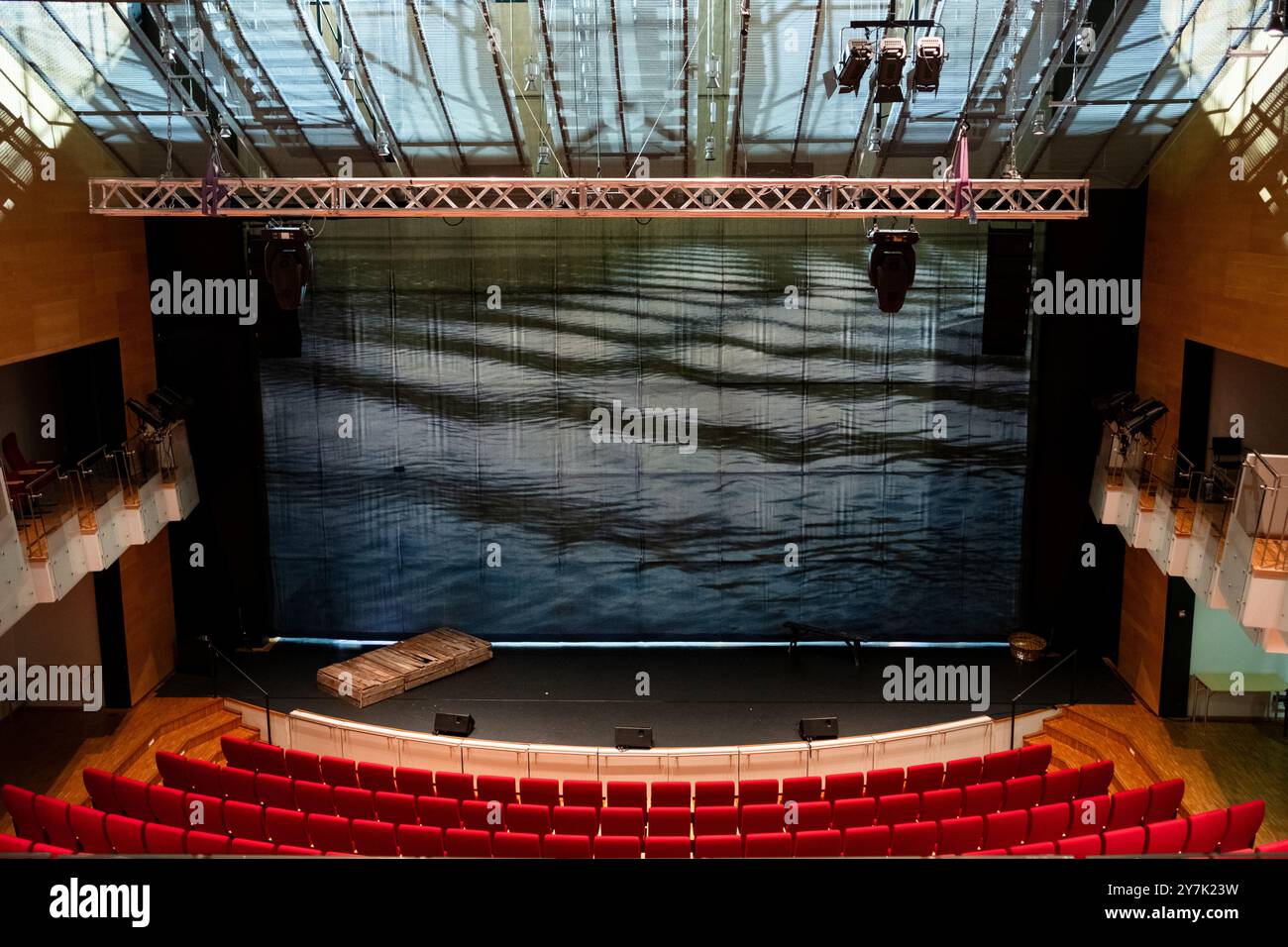 Alandica auditorium hi-res stock photography and images - Alamy