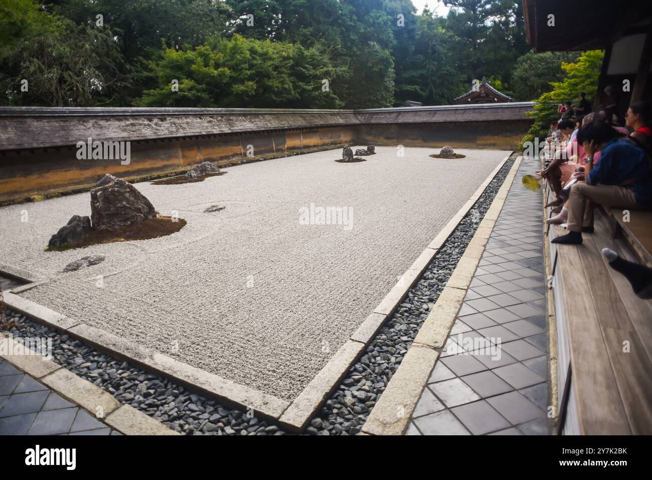 Traditional japanese artistry hi-res stock photography and images - Alamy