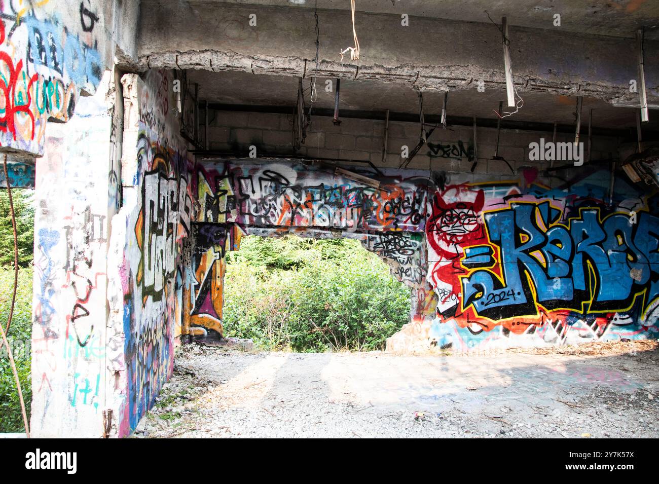 Inside radar building at Red Cliff Radar Station in Logy Bay-Middle ...