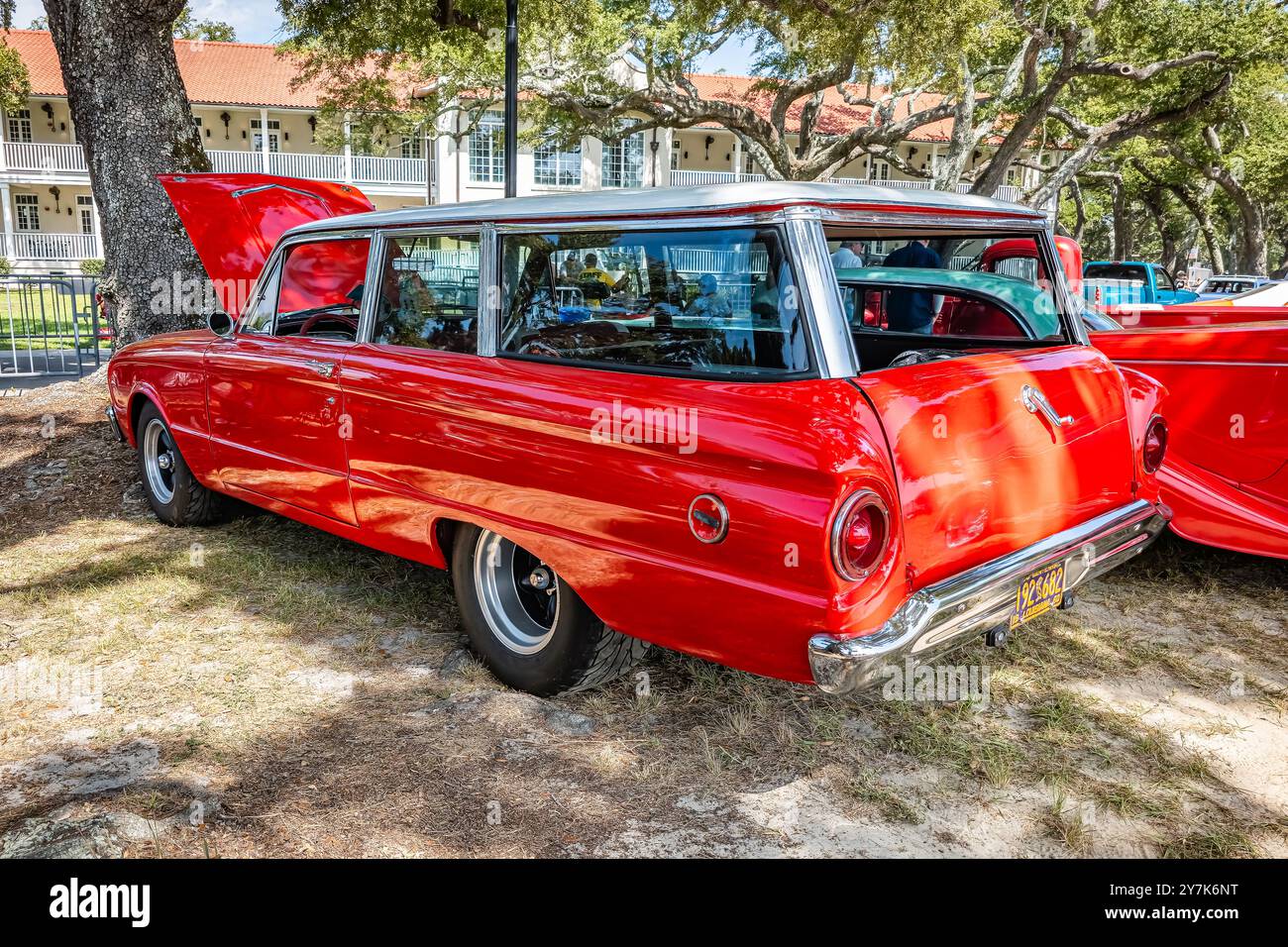 1960 ford station wagon hi-res stock photography and images - Alamy