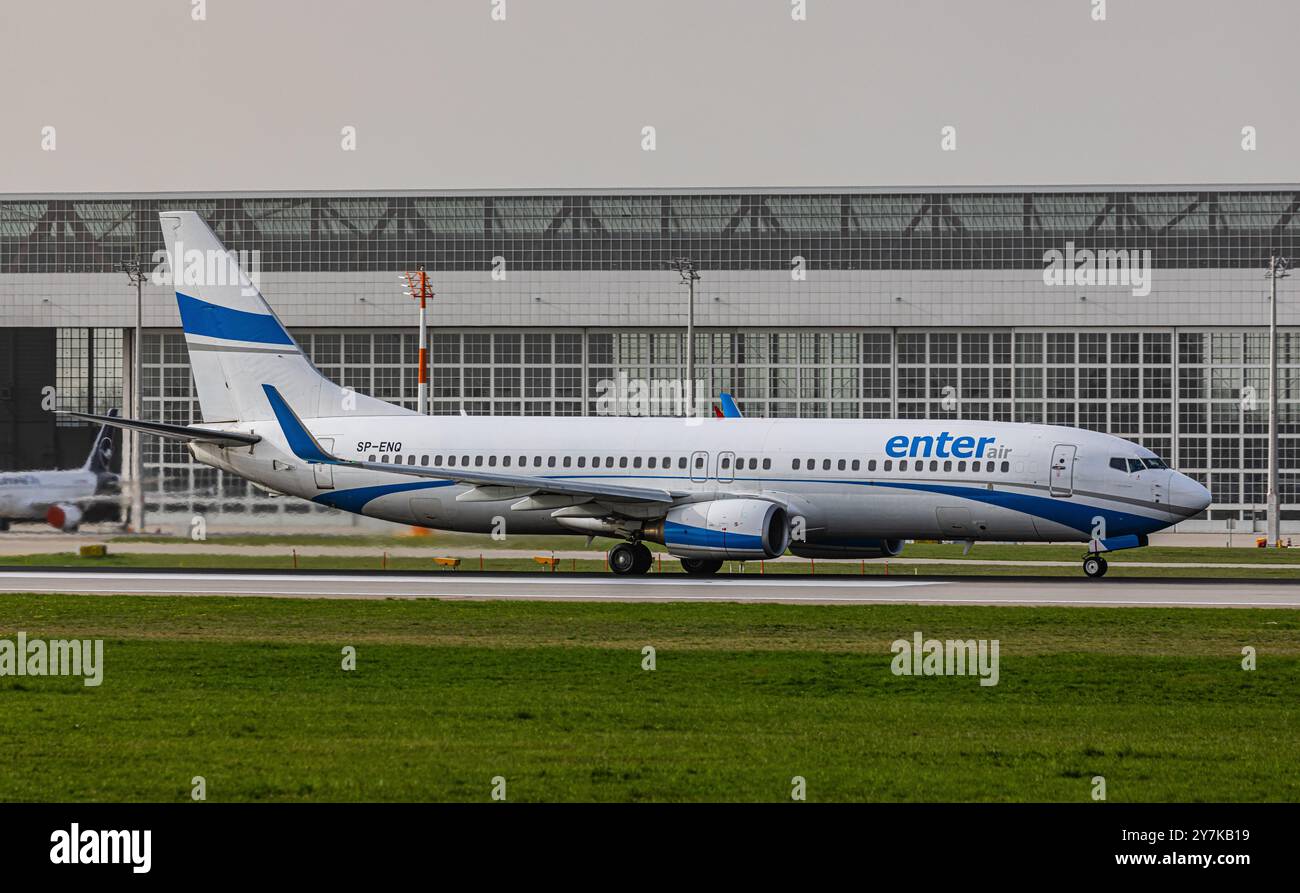 Munich, Germany, 8th Apr 2024: An Enter Air Boeing 7373-85R takes off ...