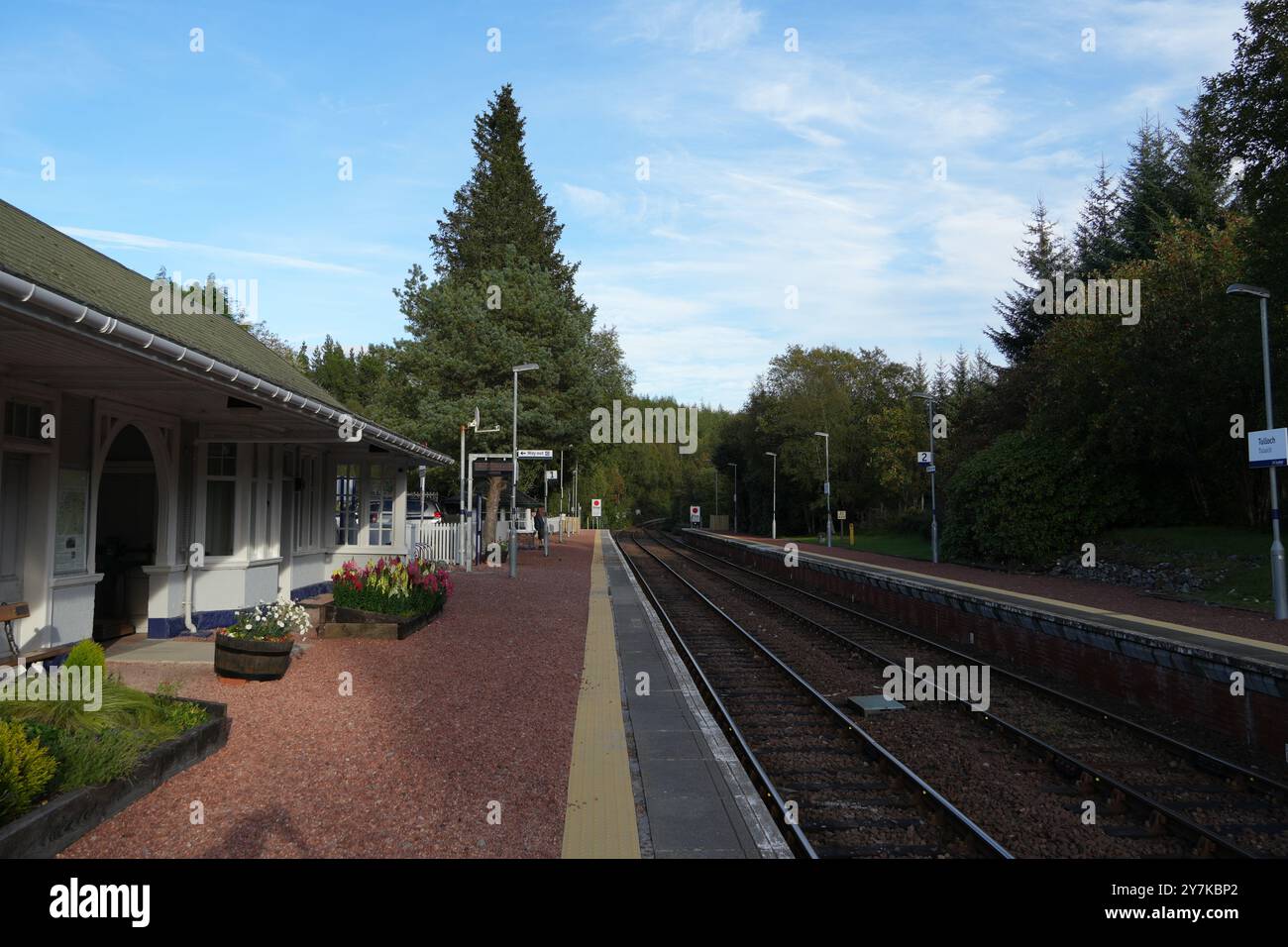 Tulloch railway station on the West Highland line, Scottish Highlands ...