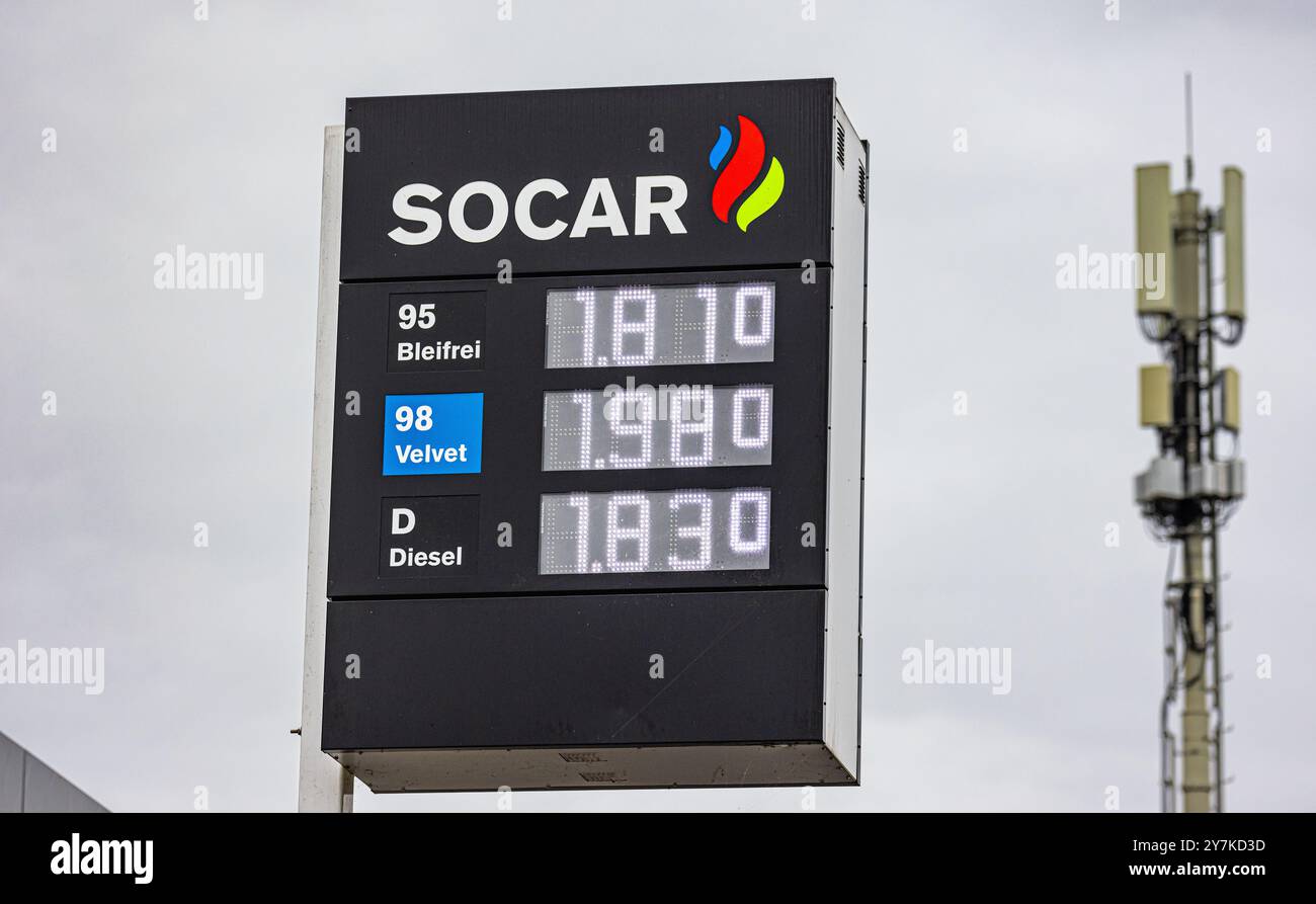 Pfungen, Switzerland, 25th Aug 2024: The fuel prices at a Socar gas ...