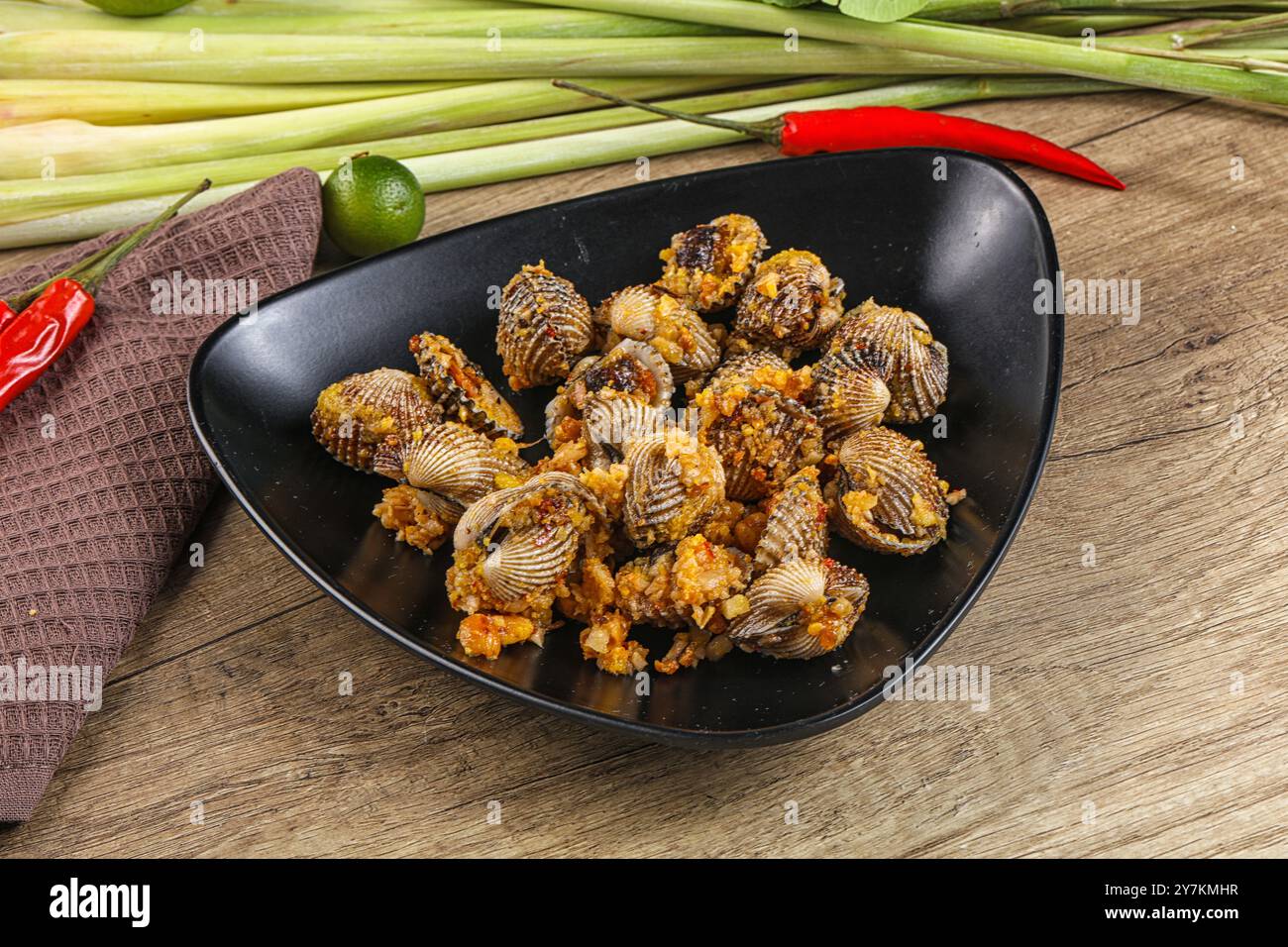 Blood Cockle Fried With Garlic and spices Stock Photo - Alamy