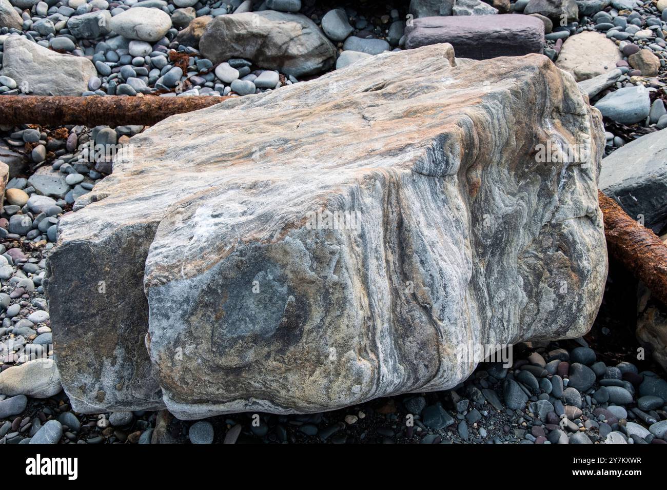 Sedimentary rocks on Middle Cove Beach in Logy Bay-Middle Cove-Outer ...
