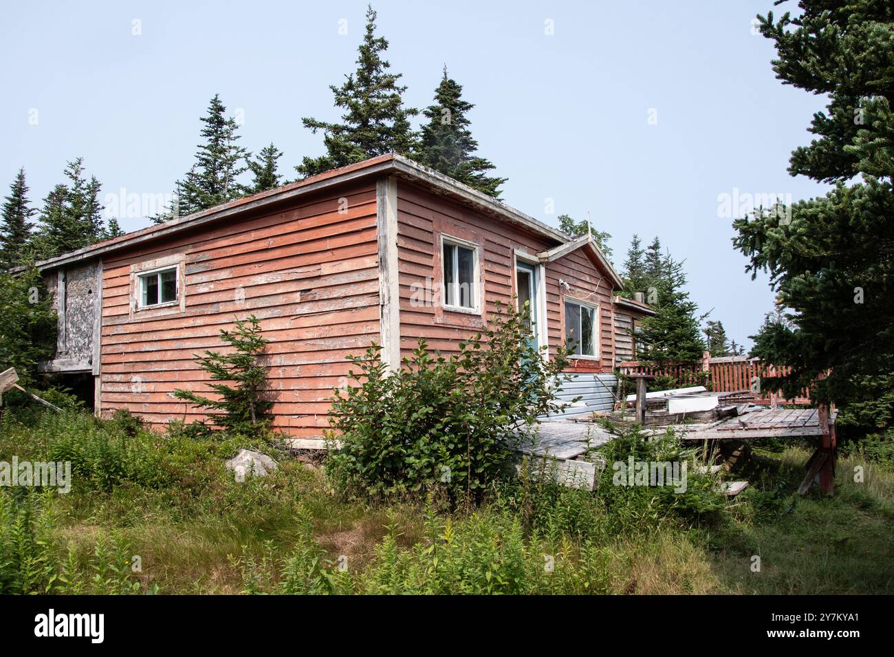 Broken cabin hi-res stock photography and images - Alamy