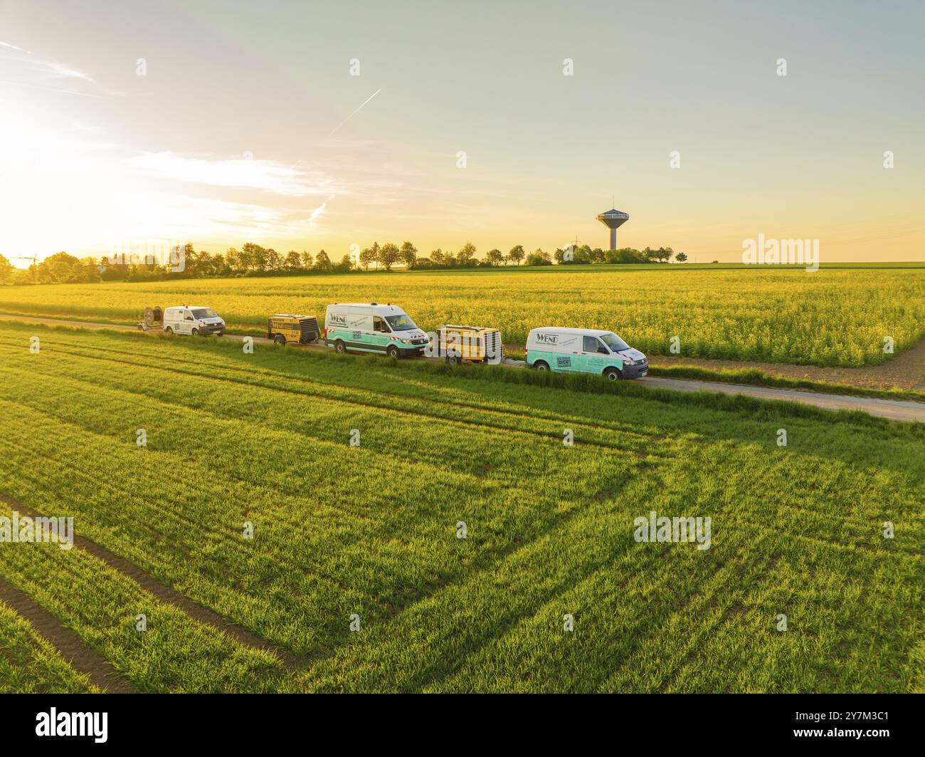 Driving along cultivated farm field hi-res stock photography and images ...