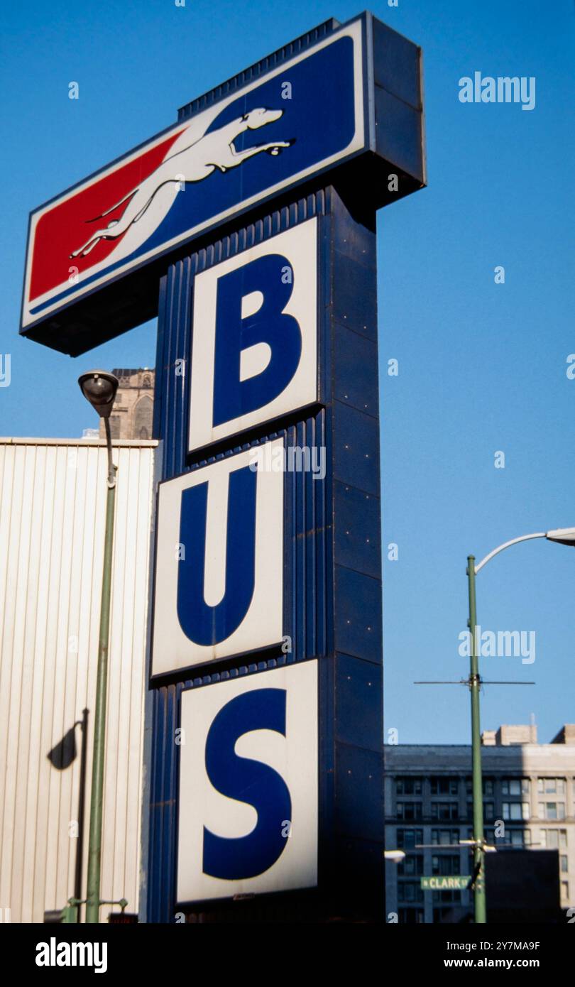 Greyhound bus logo hi-res stock photography and images - Alamy