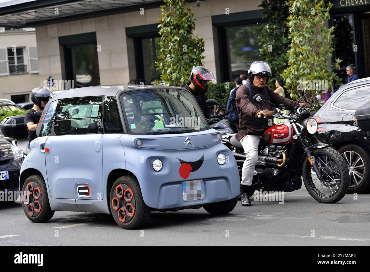 Stellantis electric car hi-res stock photography and images - Alamy