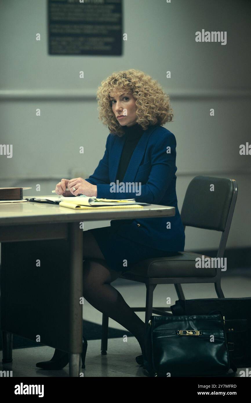 MONSTER, (aka MONSTERS: THE LYLE AND ERIK MENENDEZ STORY), Ari Graynor ...