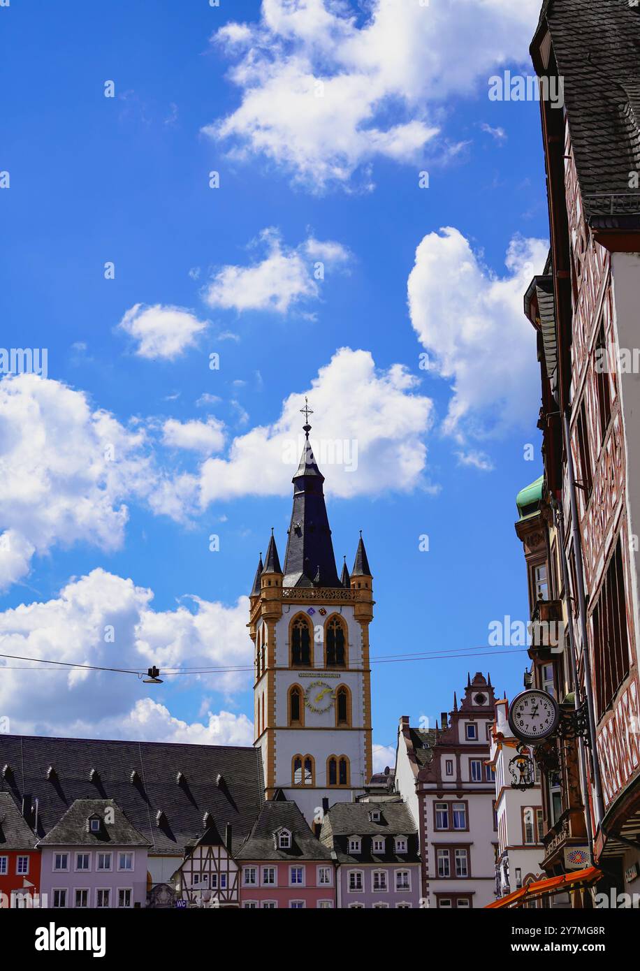 The bell tower of Saint Gangolf church and Beautiful historic Hauptmark ...