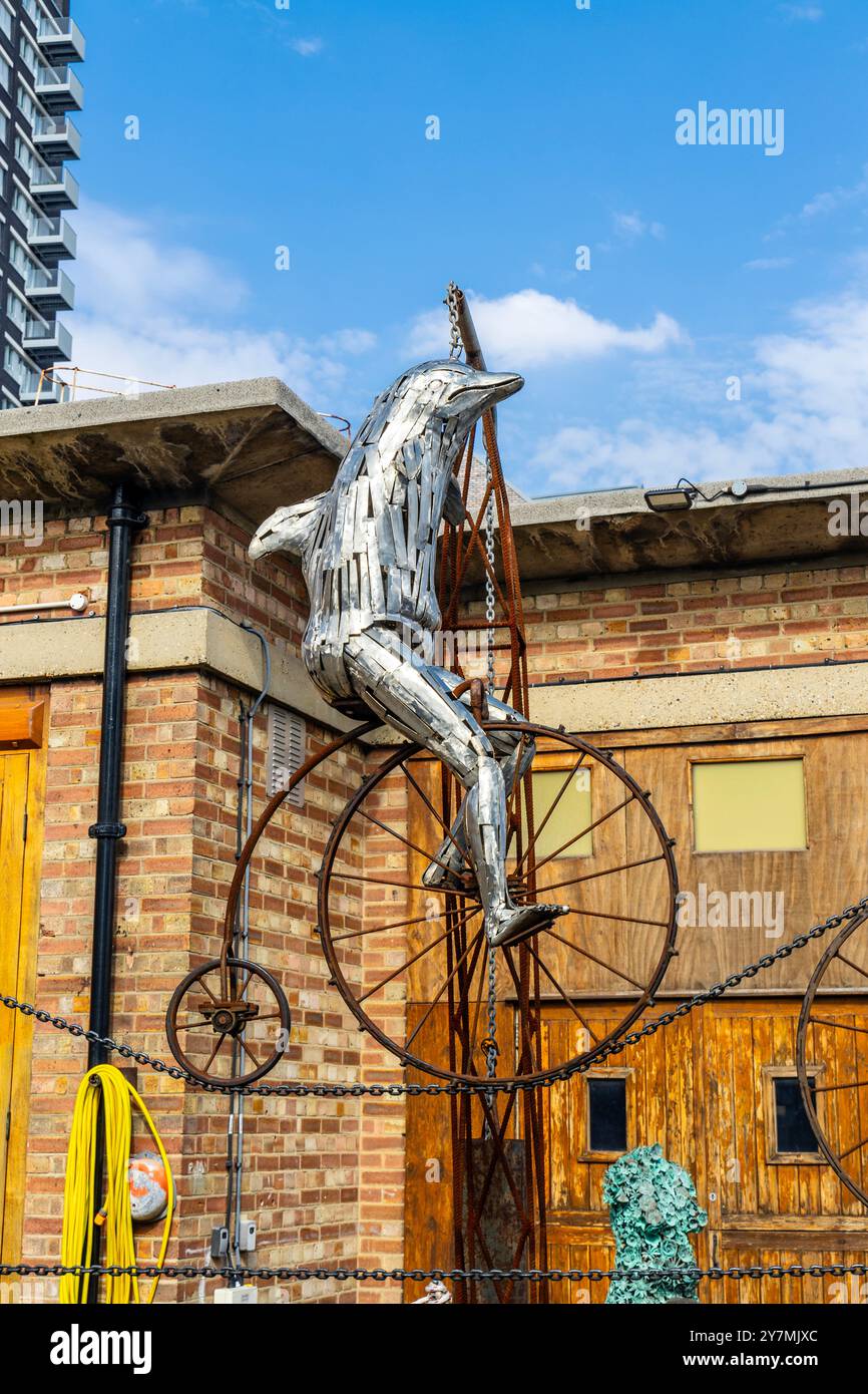 Kinetic art hi-res stock photography and images - Alamy