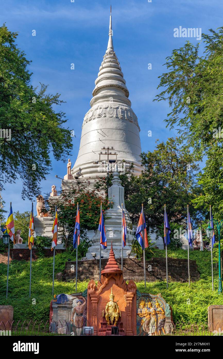 Stupa containing the ashes of King Ponhea Yat, the last king of the ...