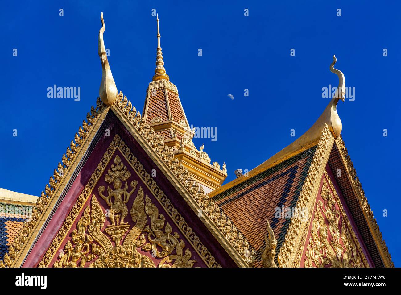 Pavilion in Mount Doun Penh Park with moon against blue sky, Phnom Penh ...