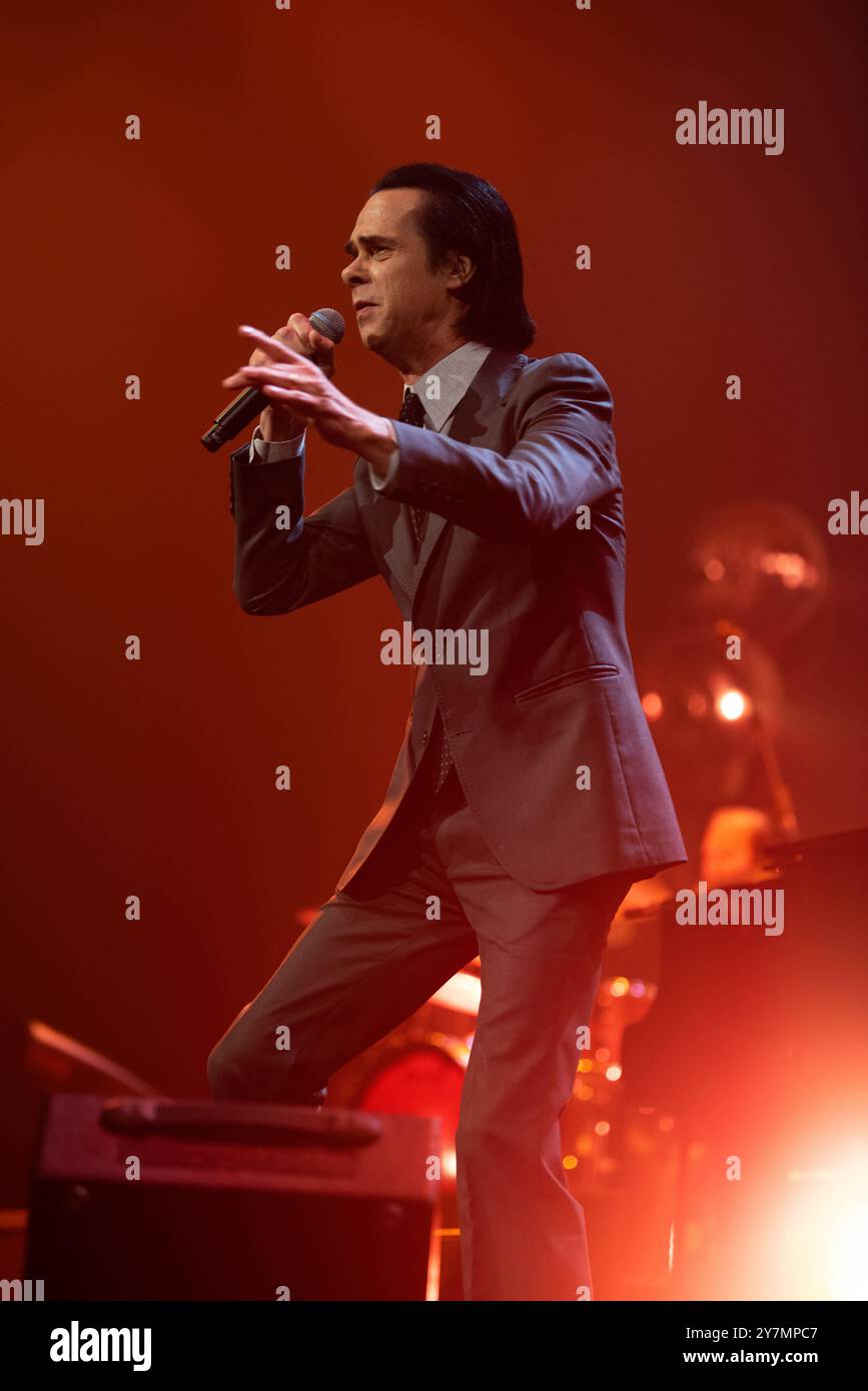 Australian artist, Nick Cave, performing with The Bad Seeds at the Uber ...