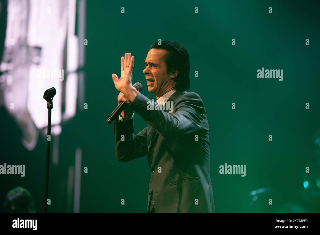 Australian artist, Nick Cave, performing with The Bad Seeds at the Uber ...