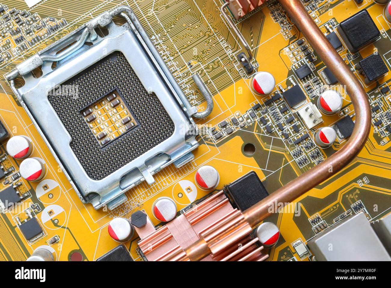 Focus on CPU slots to illustrate the architecture of computer technology, Background of computer ...