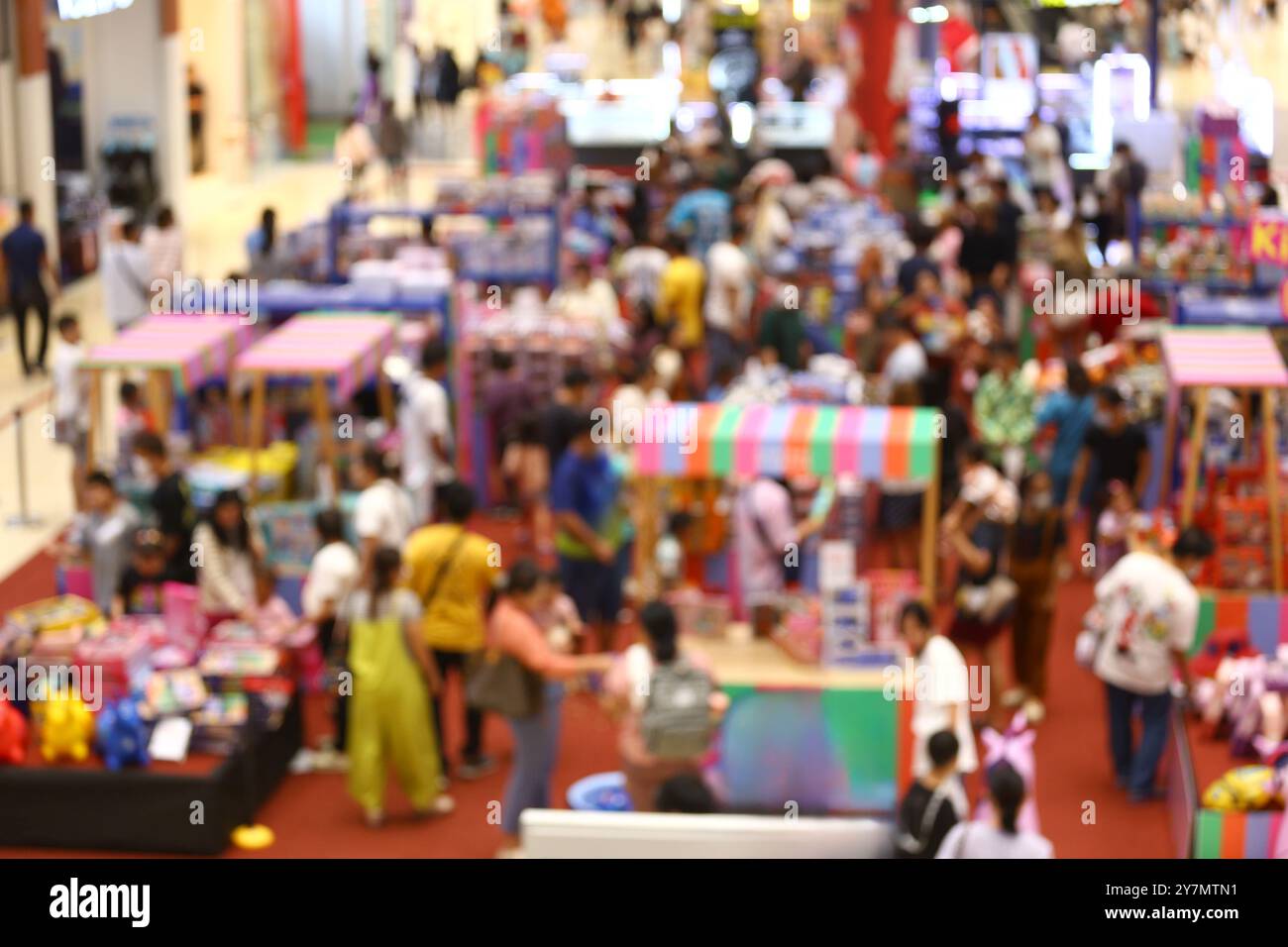 Abstract blur interior background or defocused shopping mall of ...