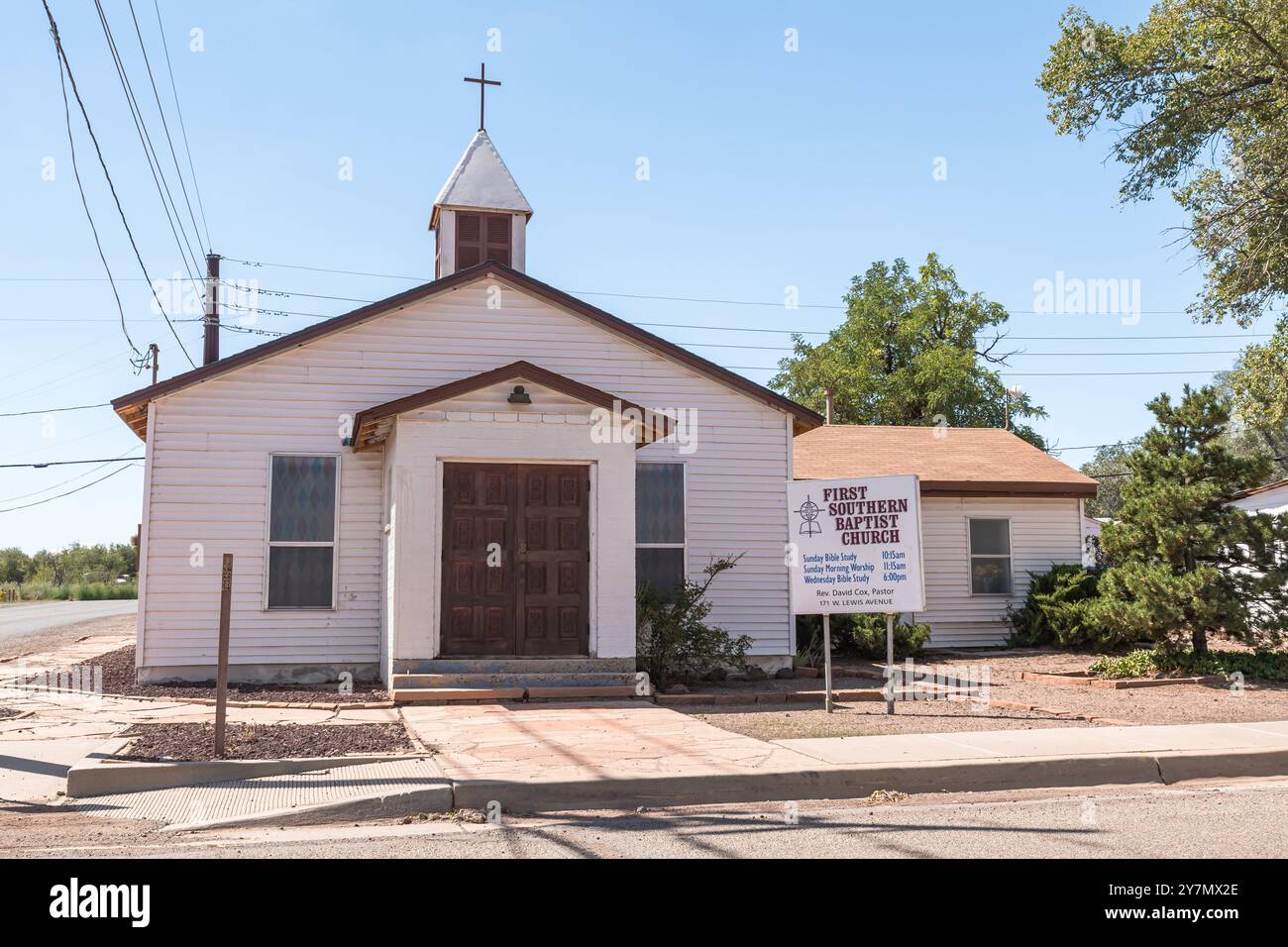 The First Southern Babtist Church on Lewis Avenue, Historic Route 66 in ...