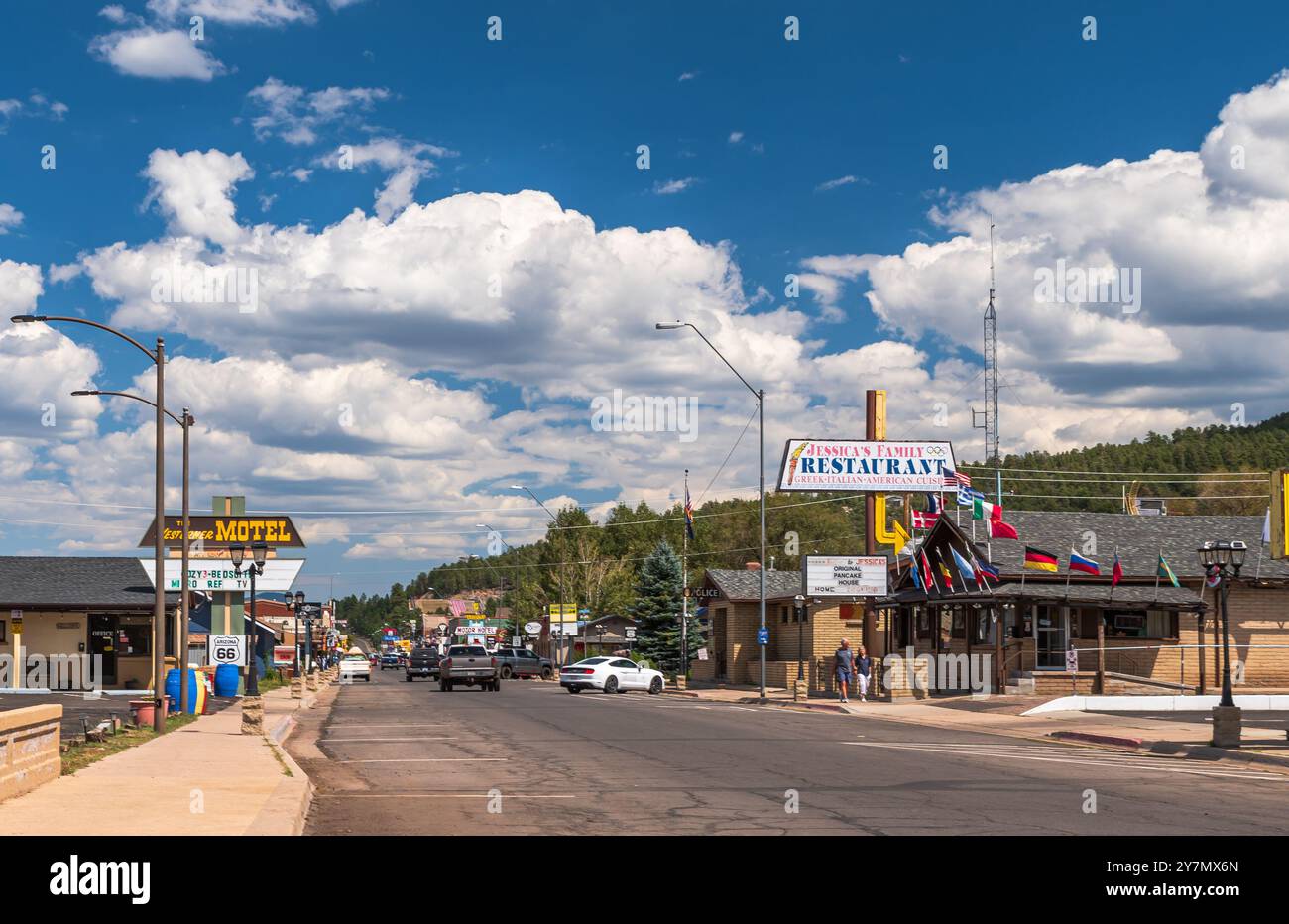 A street scene of Historic Route 66 in Williams, Arizona, USA Stock ...