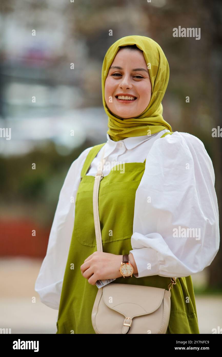 Turkish girls wearing the hijab in the streets of Gaziantep, southern ...