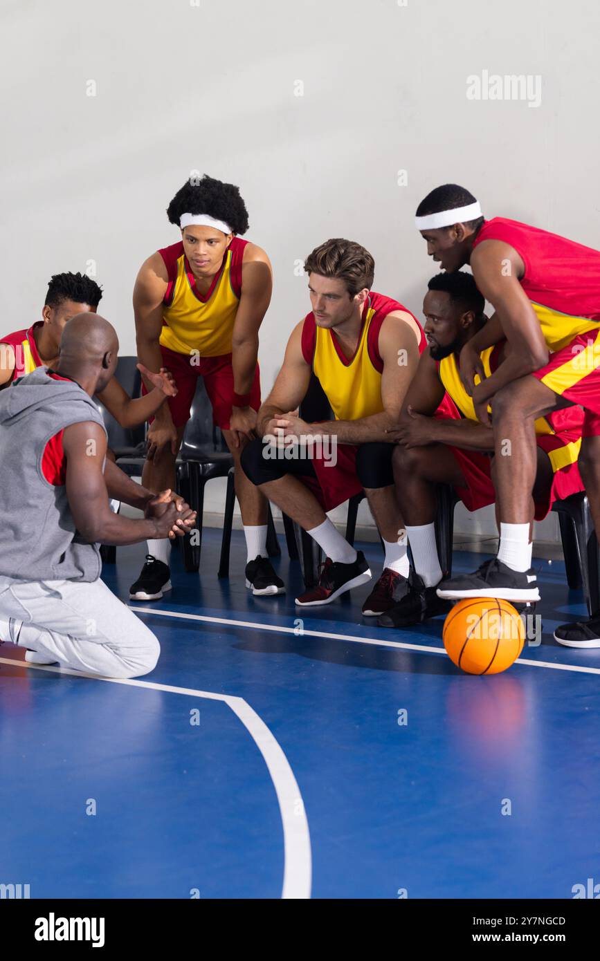 Basketball session hi-res stock photography and images - Alamy