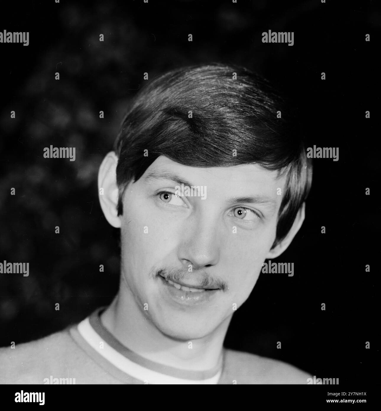 Jirka Rieckhoff, deutscher Gitarrist und Sänger, sehr aktiv zu DDR ...