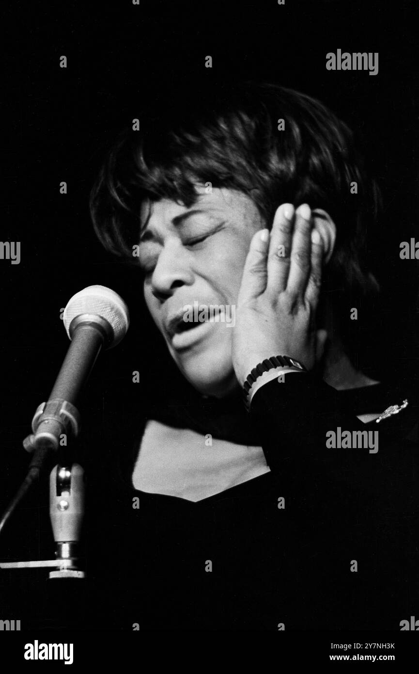 Ella fitzgerald first lady Black and White Stock Photos & Images - Alamy