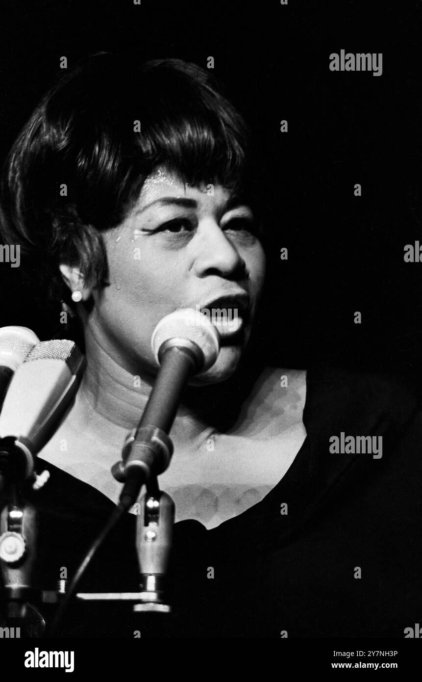 Ella fitzgerald first lady Black and White Stock Photos & Images - Alamy