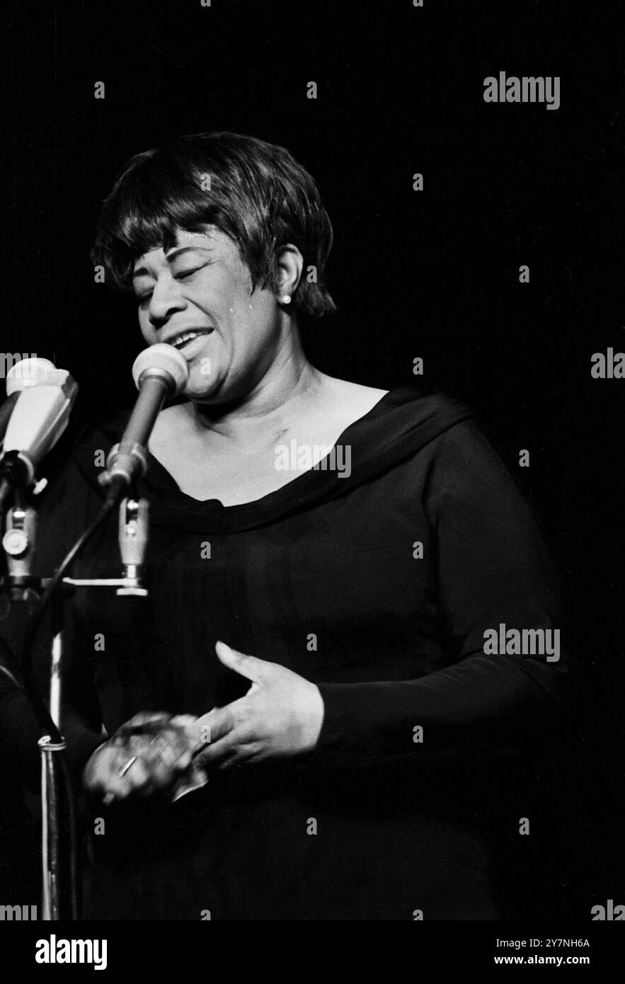 Ella fitzgerald first lady Black and White Stock Photos & Images - Alamy