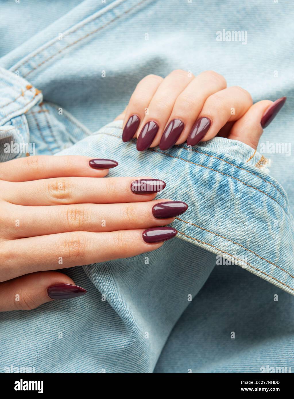 Delicately detailed texture hi-res stock photography and images - Alamy