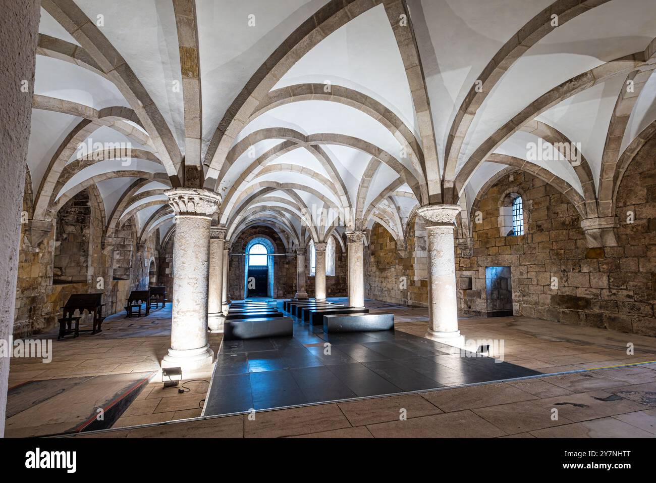 Monks room in abbey hi-res stock photography and images - Alamy