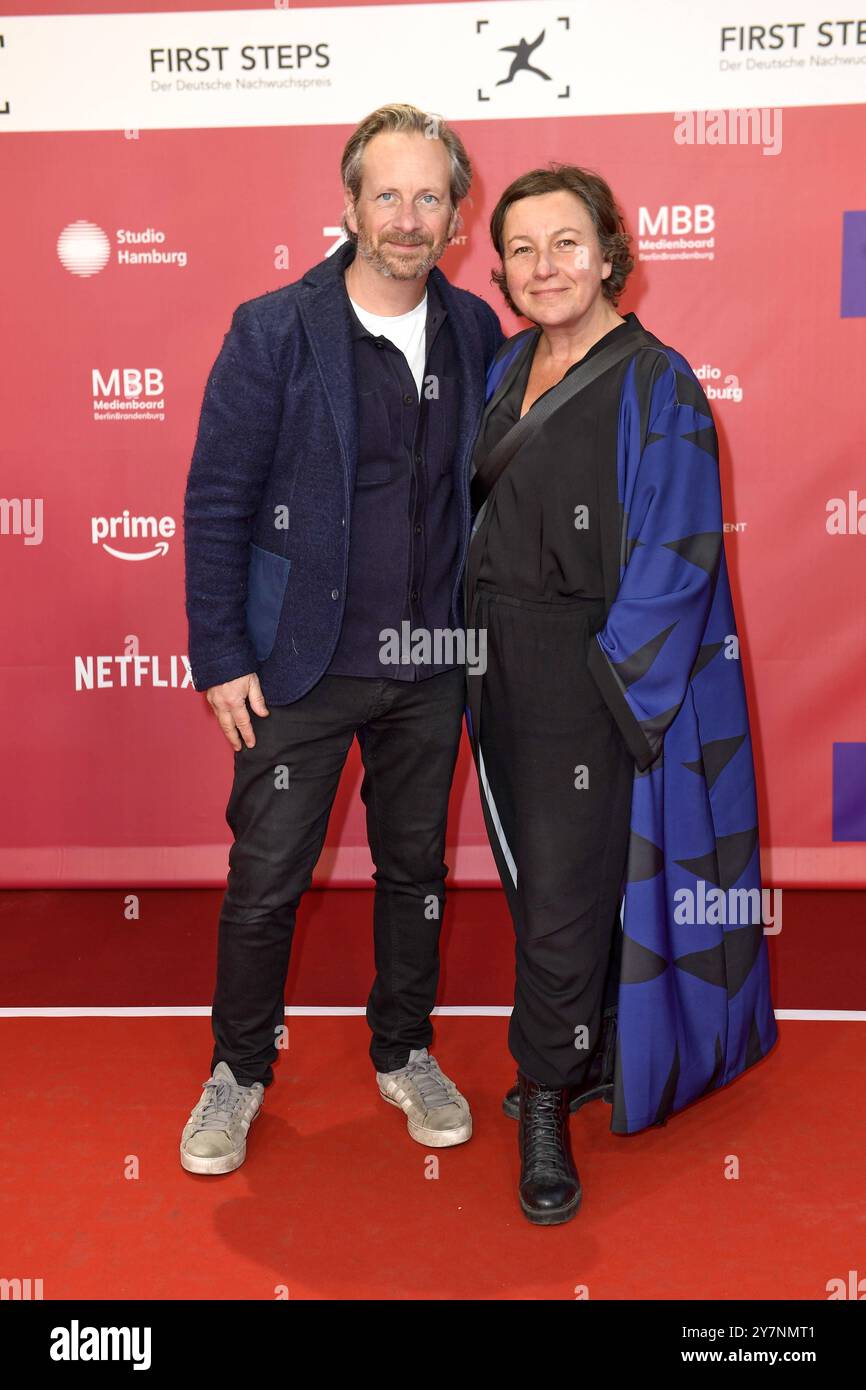 RECORD DATE NOT STATED Verleihung FIRST STEPS 2024 Fabian Busch mit ...